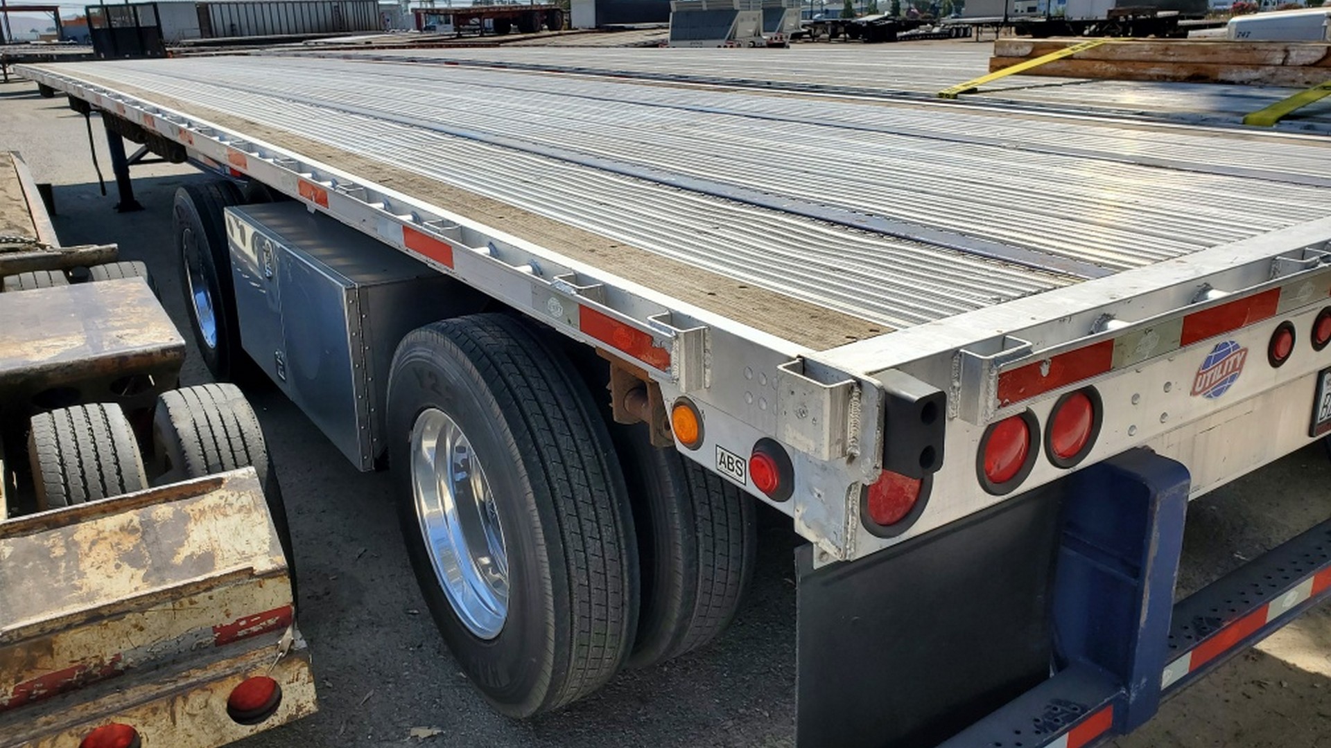 2013.0 UTILITY Flatbed 14763 - New & Used Semi Trailers for Sale & Lease