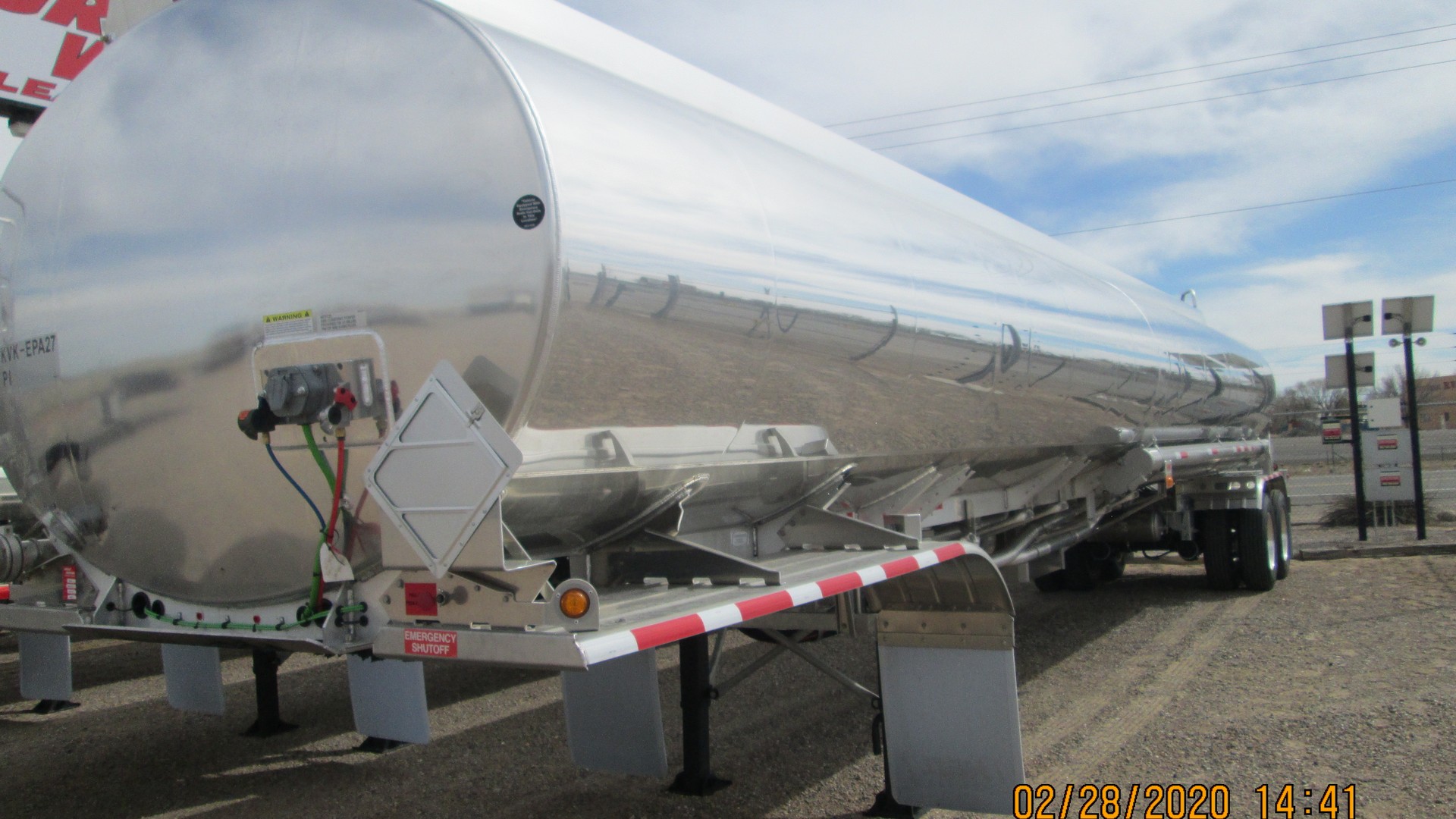 2021 HEIL Tank Trailer 14950 - New & Used Semi Trailers for Sale & Lease