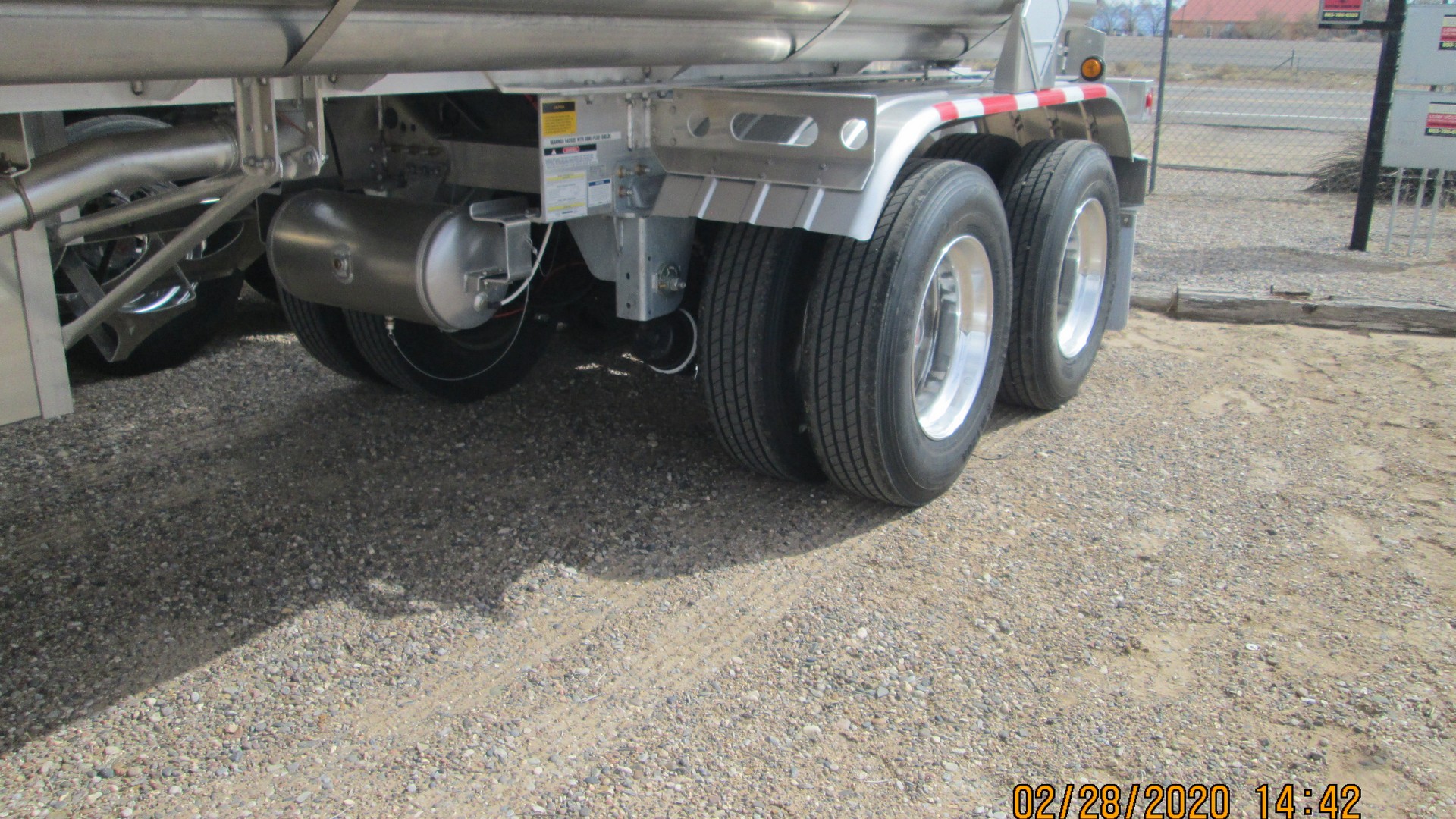 2021 HEIL Tank Trailer 14950 - New & Used Semi Trailers for Sale & Lease