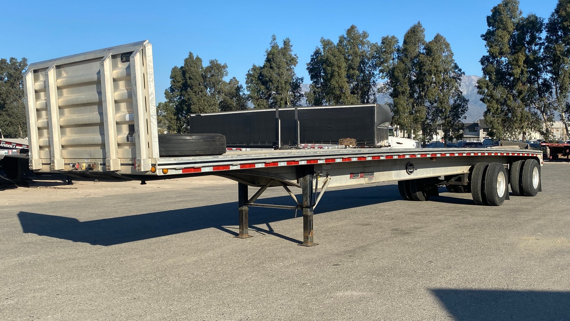 2017 MAC Flatbed 15587 - New & Used Semi Trailers for Sale & Lease