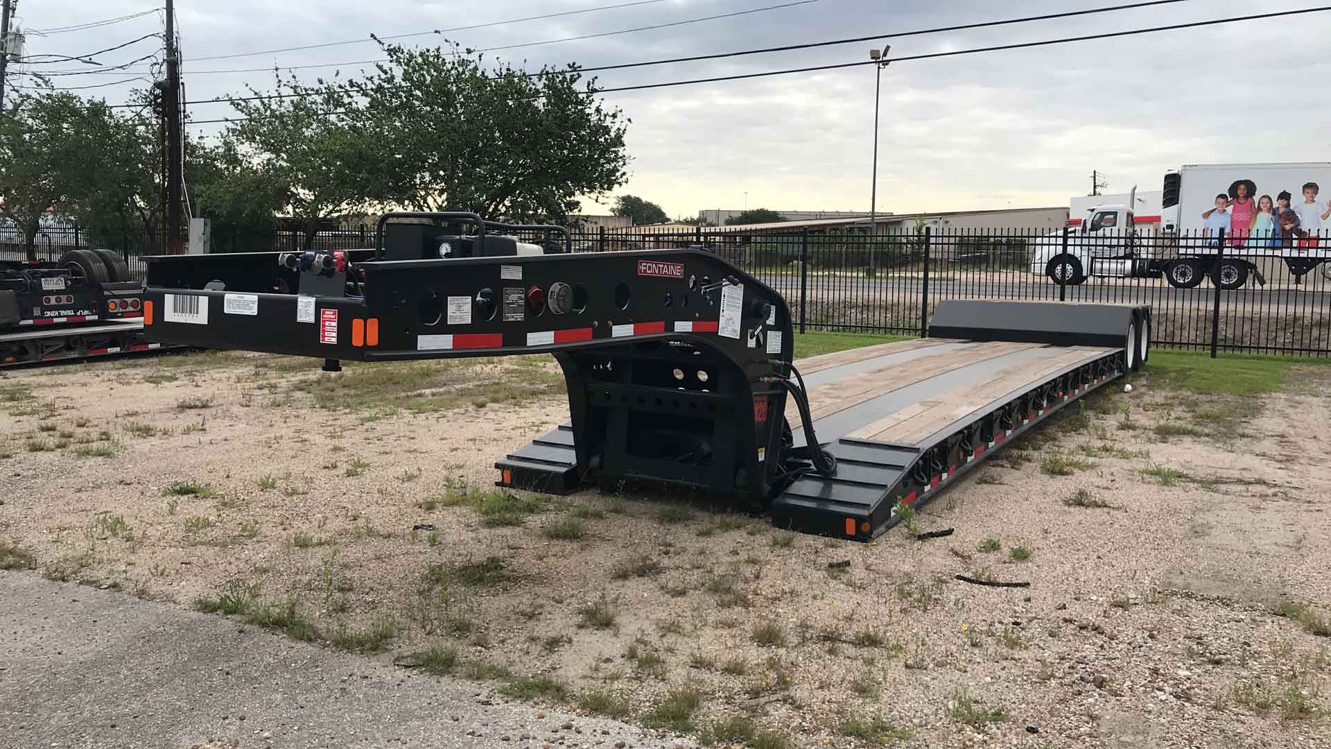 2022 FONTAINE Extendable Lowboy 16646 - New & Used Semi Trailers for ...