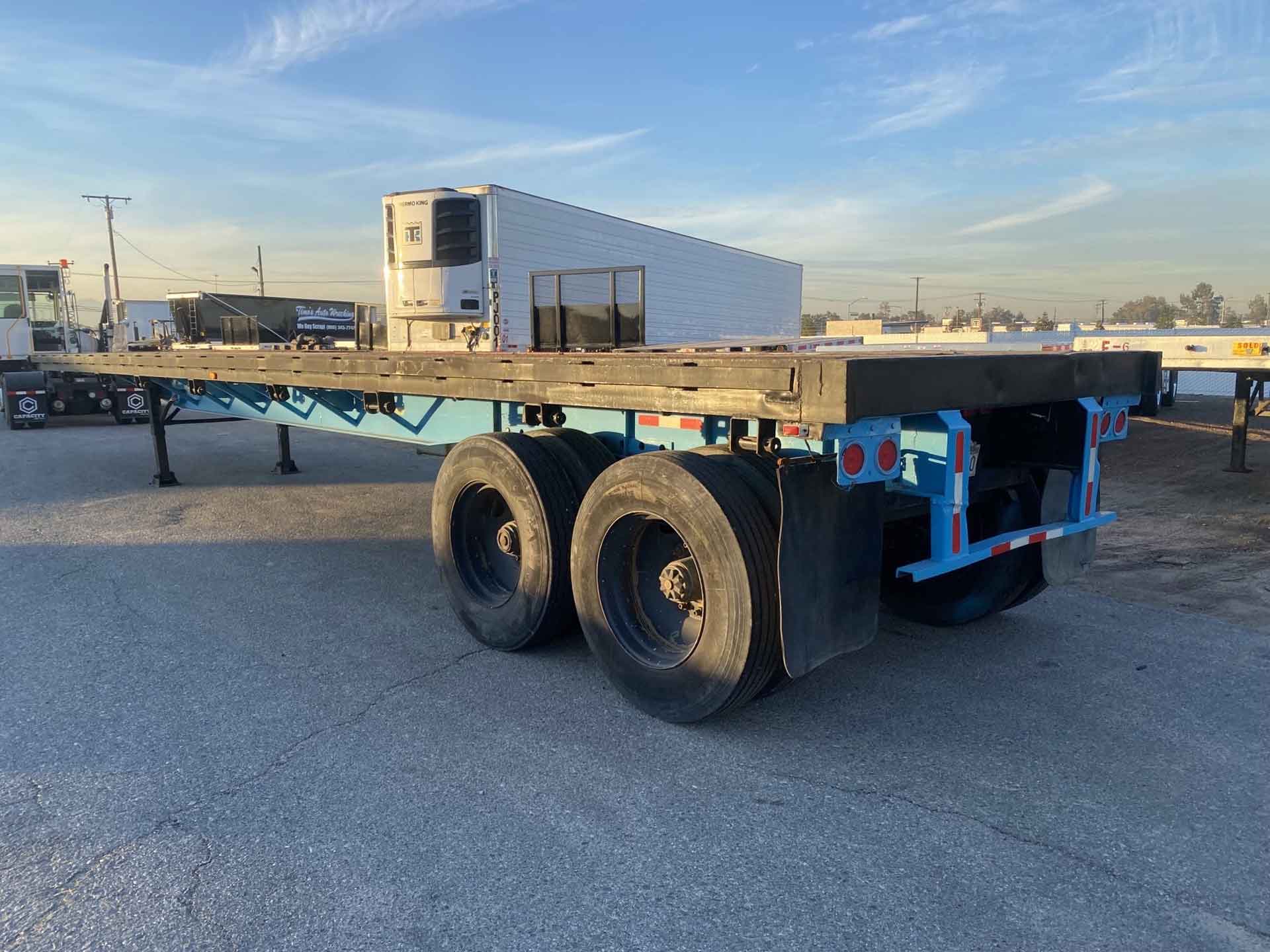 1986.0 HOBBS Flatbed 18938 - New & Used Semi Trailers for Sale & Lease