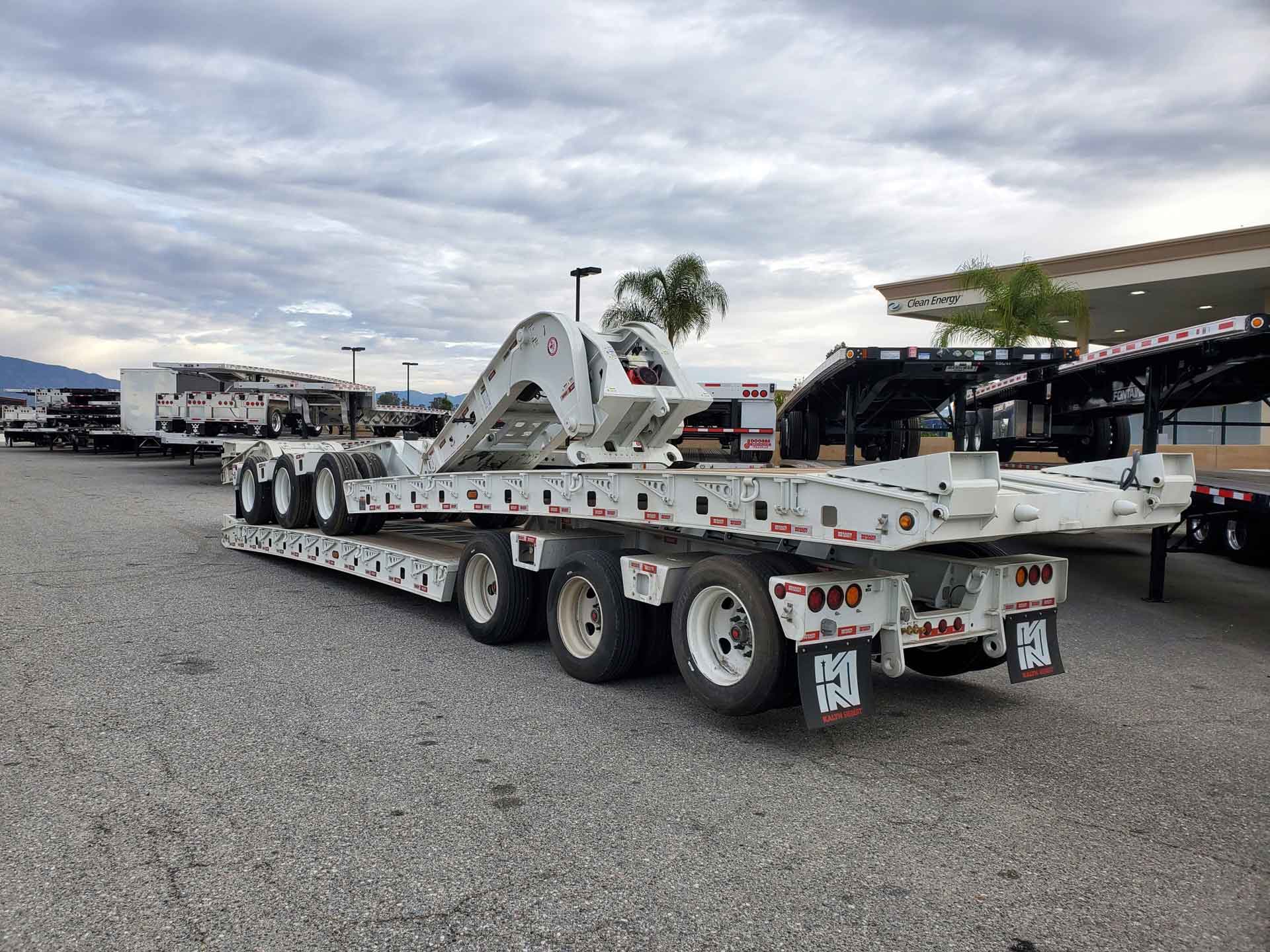 2022 Kalyn Lowboy 19005 - New & Used Semi Trailers for Sale & Lease