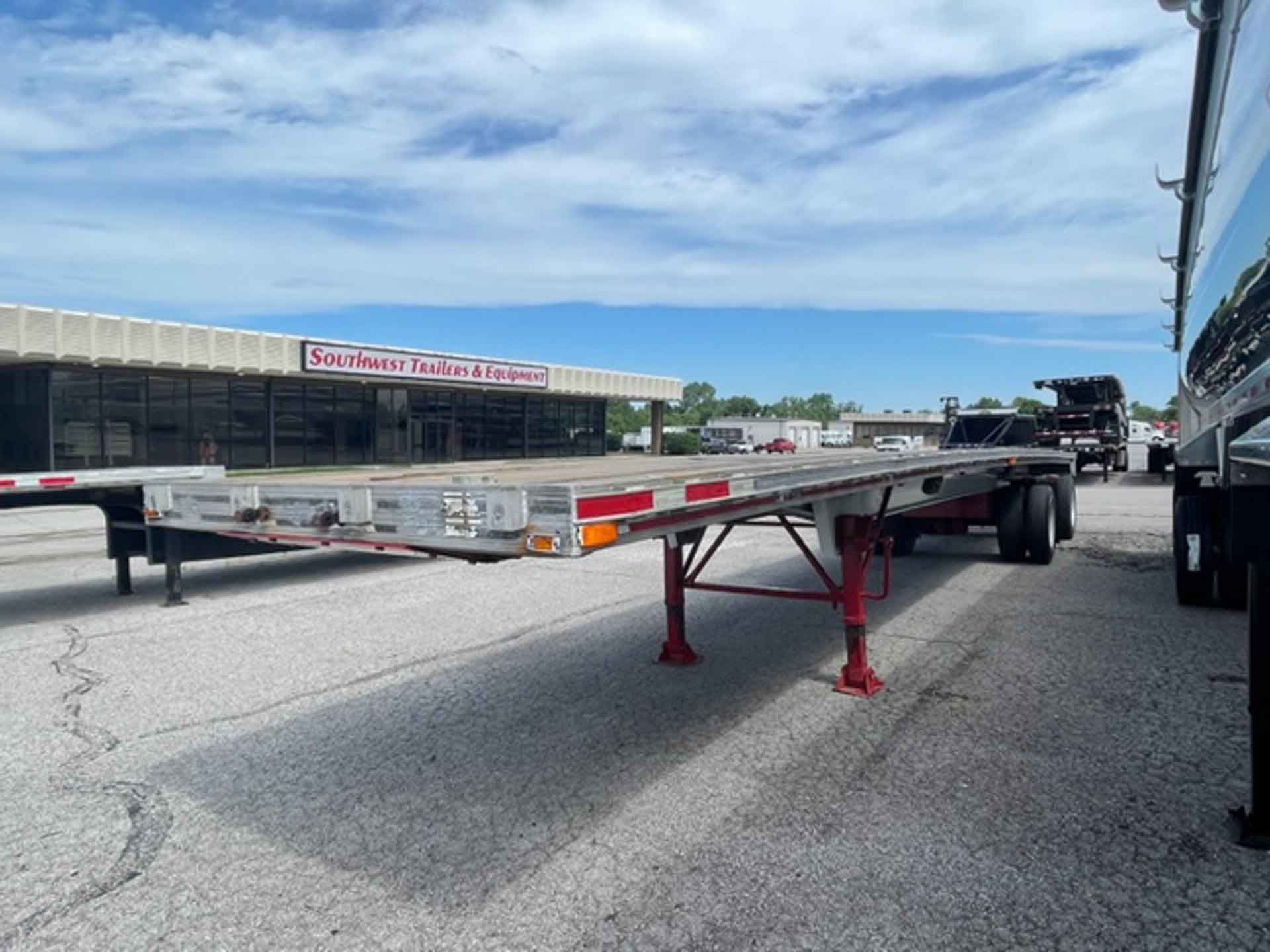 1989 EAST Flatbed 23523 - New & Used Semi Trailers for Sale & Lease