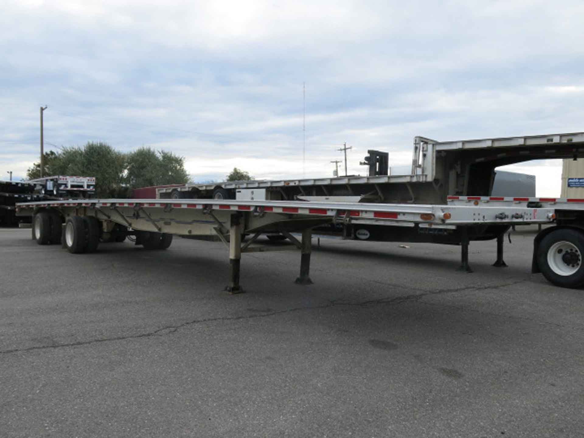2004 WESTERN Flatbed 23913 - New & Used Semi Trailers for Sale & Lease