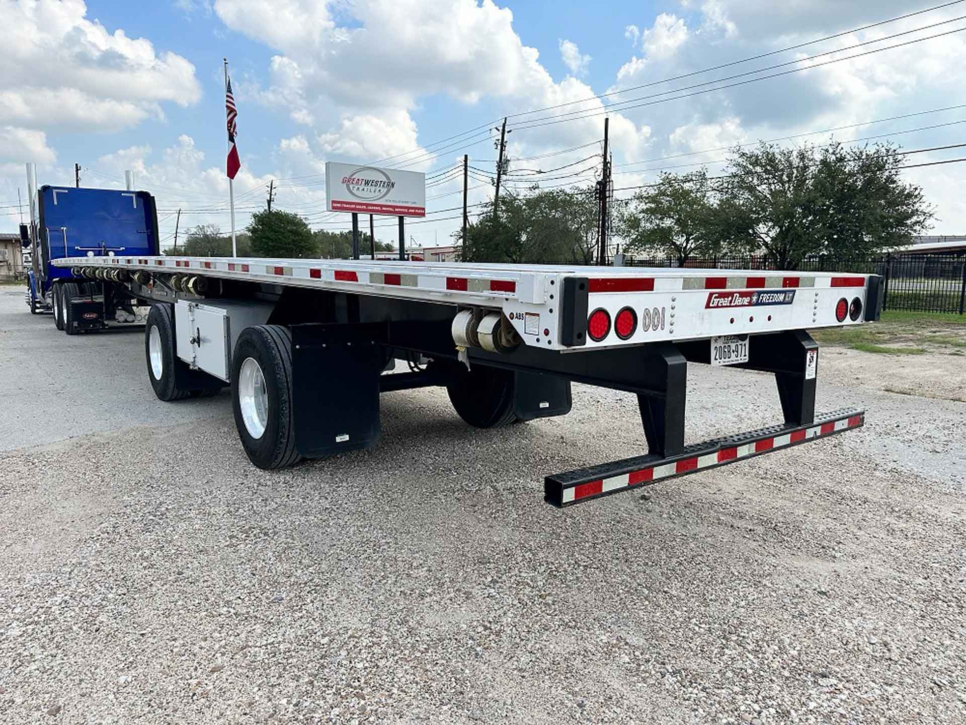 2018 GREAT DANE Flatbed 23919 - New & Used Semi Trailers for Sale & Lease