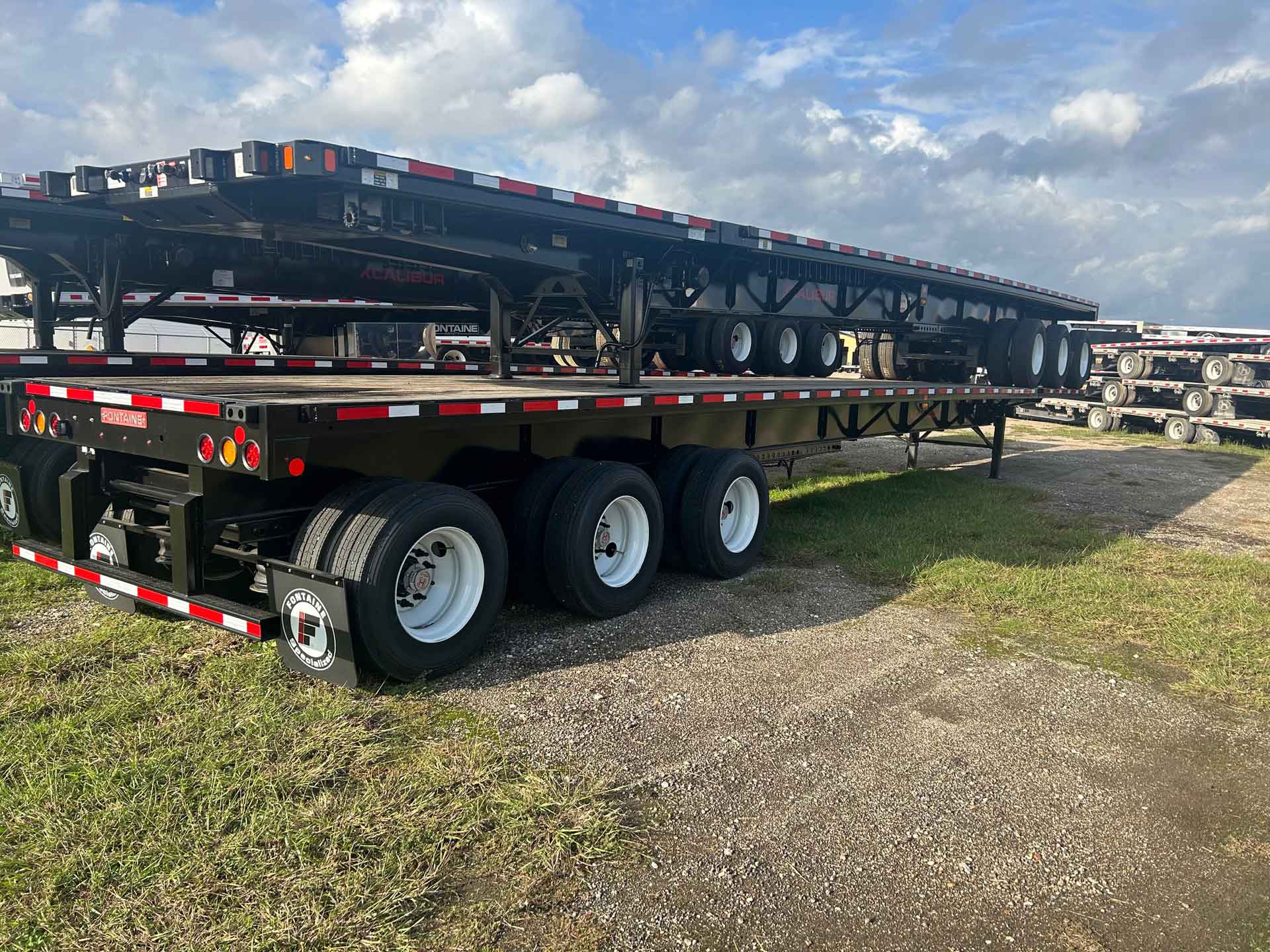 Semi-trailers for Sale - New & Used Semi-trailers for Sale