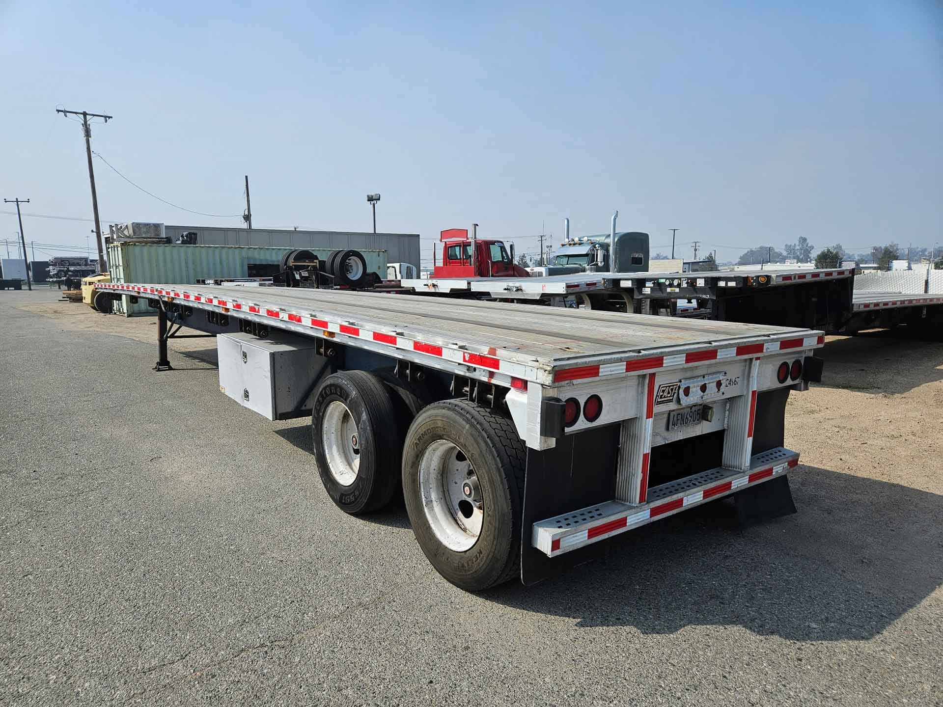 1998 EAST Flatbed 24933 - New & Used Semi Trailers for Sale & Lease
