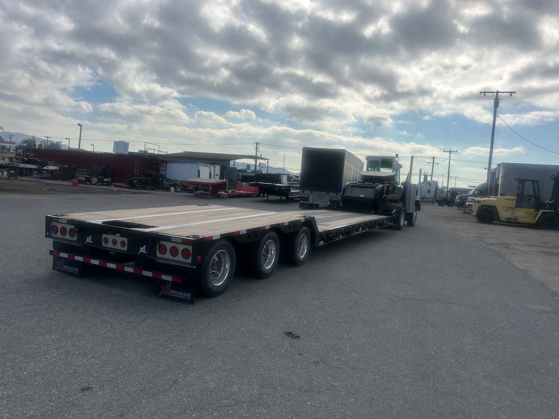 2025 XL SPECIALIZED Extendable Double Drop Deck Extendable Double Drop ...