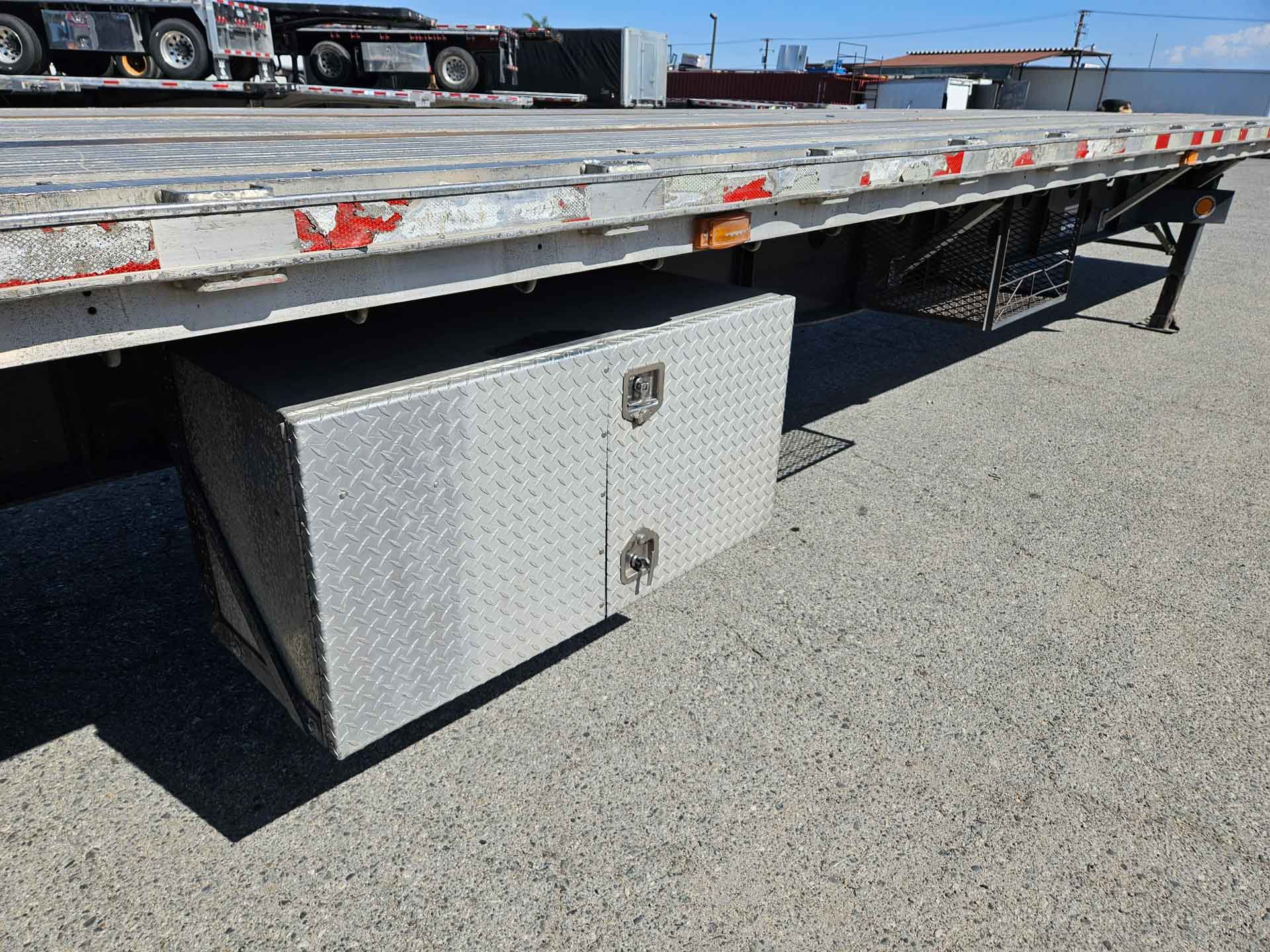 2002 TRANSCRAFT Flatbed 25115 - New & Used Semi Trailers for Sale & Lease