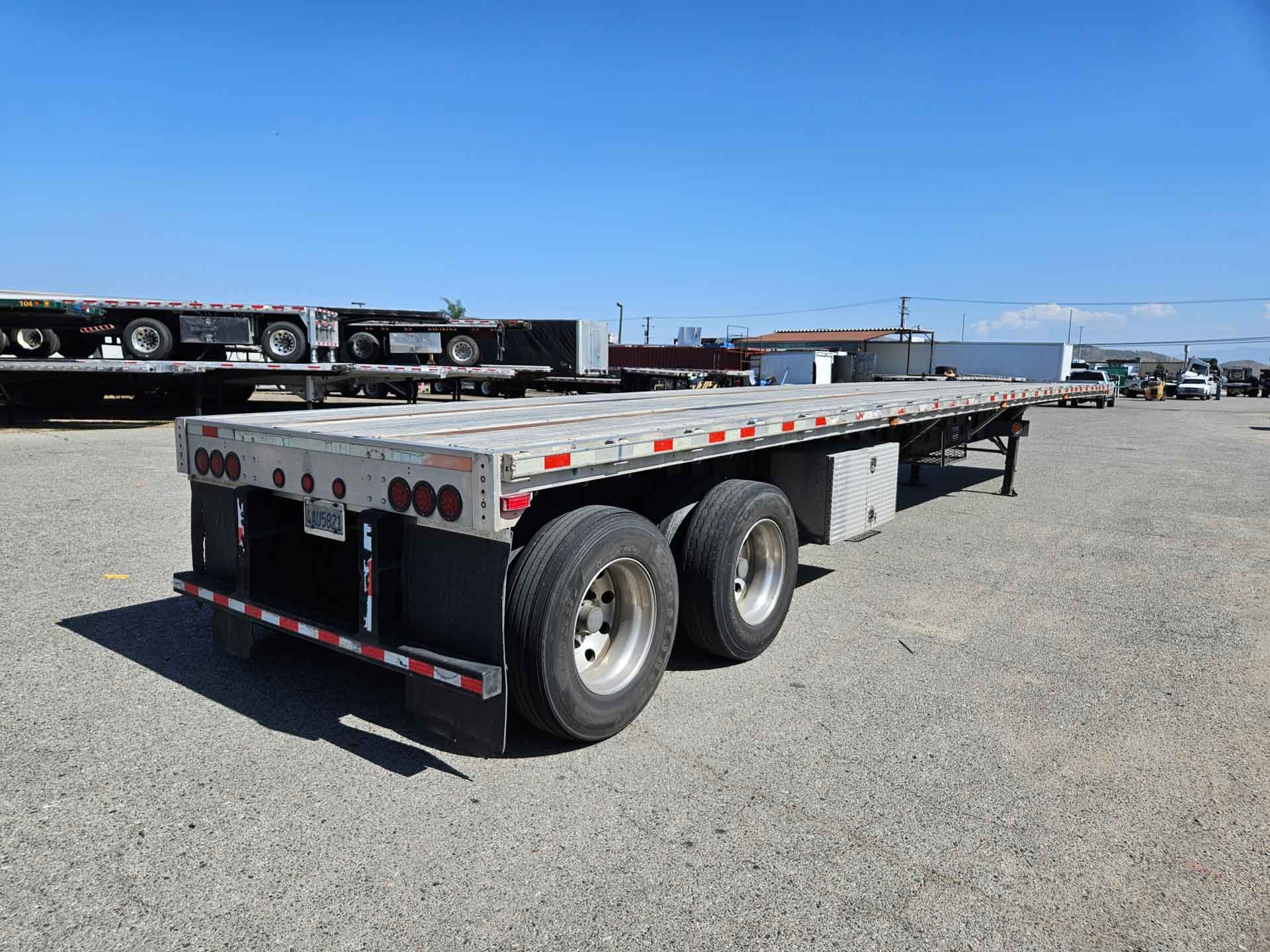 2002 TRANSCRAFT Flatbed 25115 - New & Used Semi Trailers for Sale & Lease