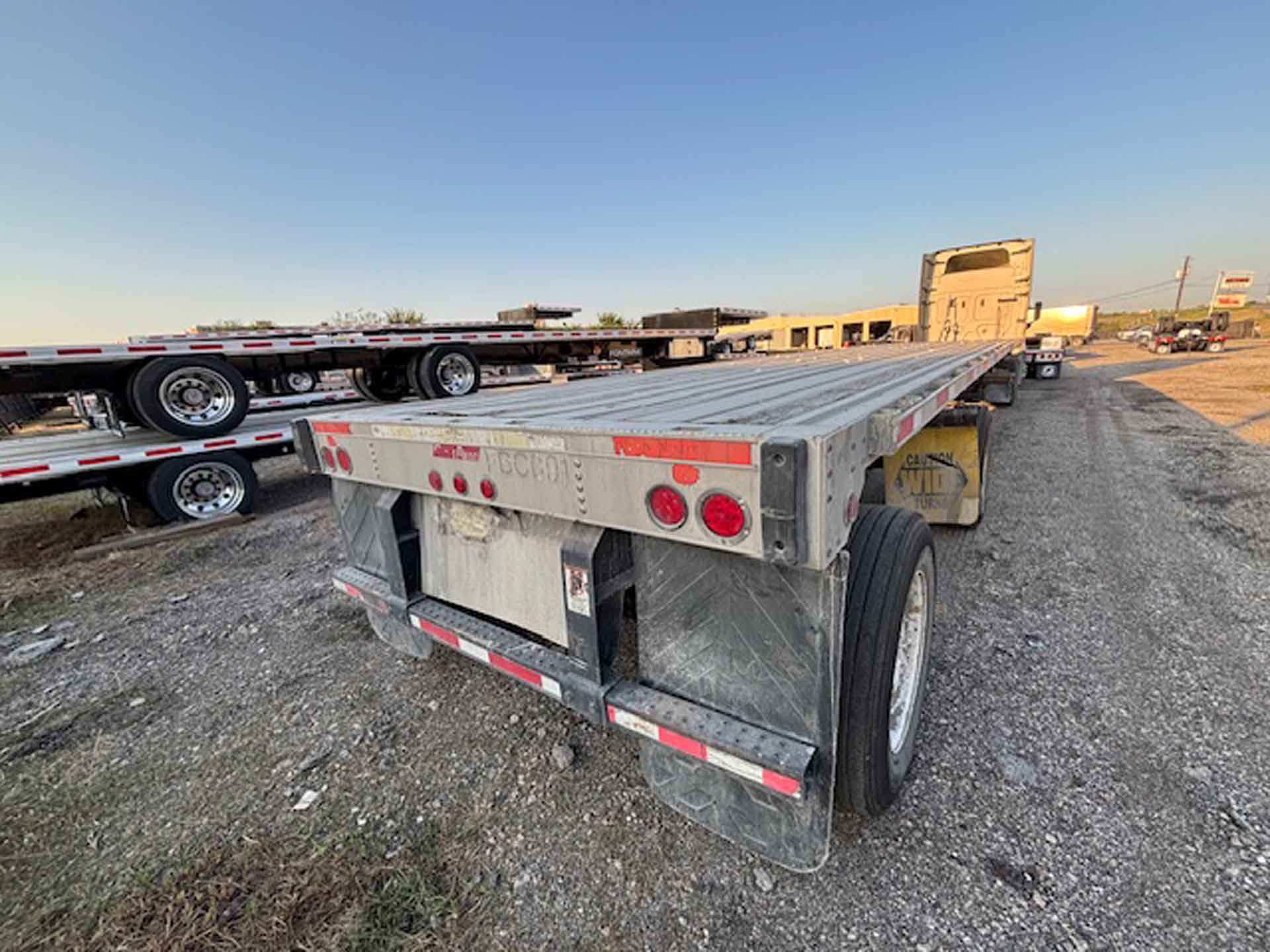 2004 FONTAINE Flatbed 25551 - New & Used Semi Trailers for Sale & Lease
