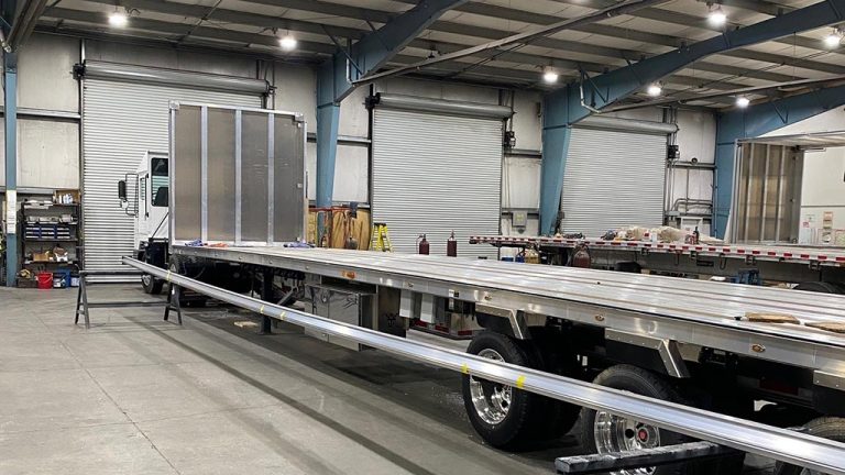 Curtain Van Trailer Installation - New & Used Semi Trailers for Sale ...